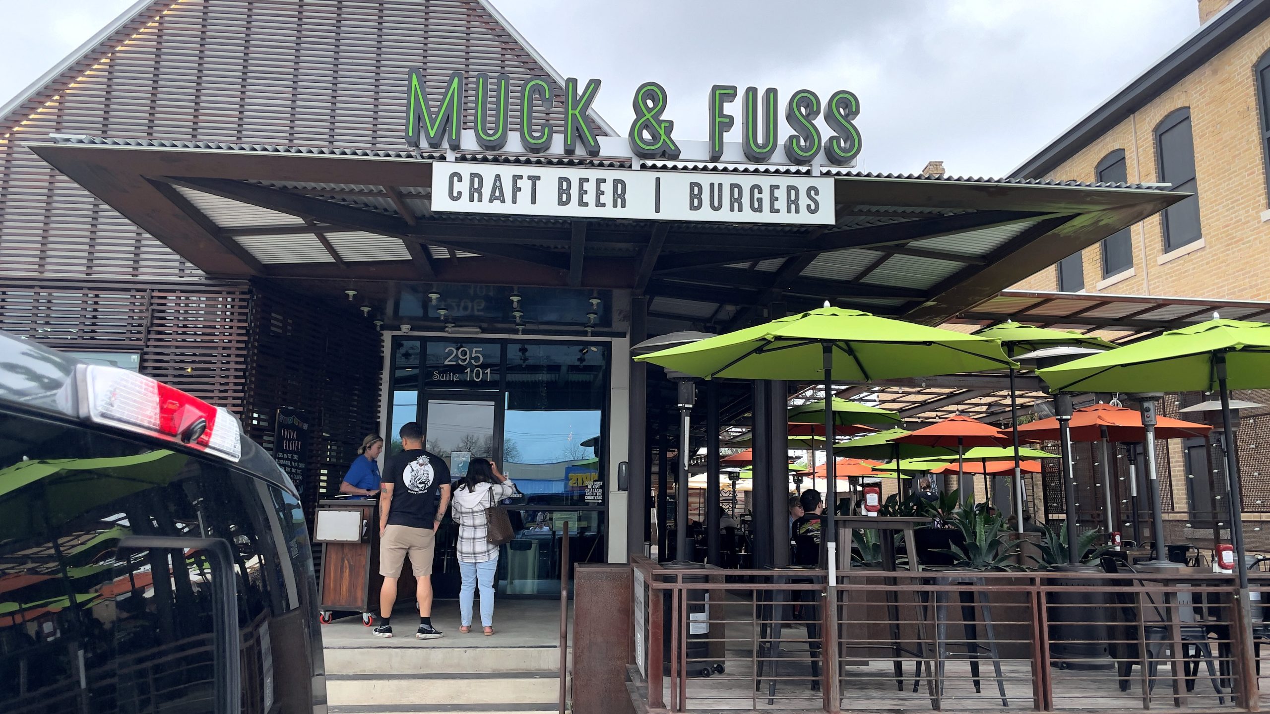 Muck and Fuss: Where Creative Burgers Meet Curated Craft Beer