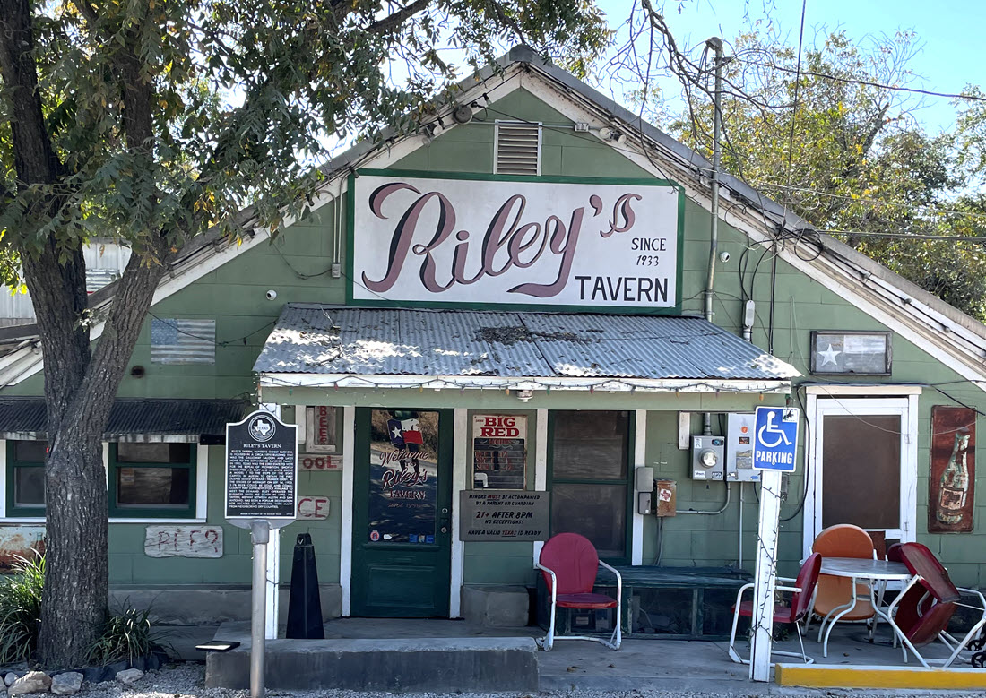 Riley's Tavern in New Braunfels, Texas: A Local Gem to Experience ...